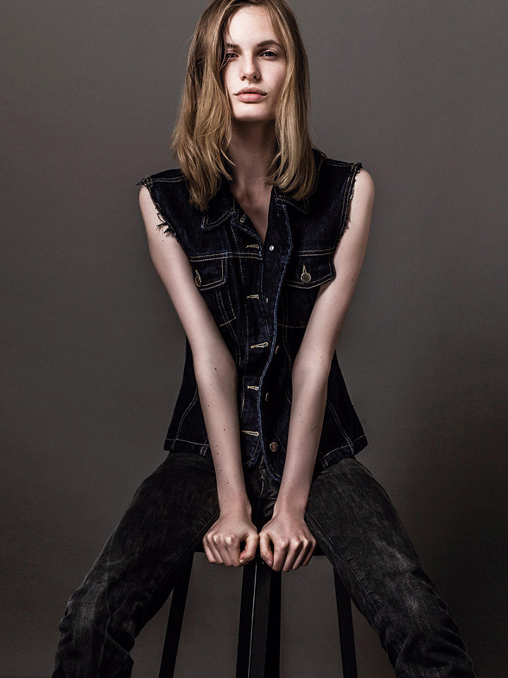 Photo of fashion model Carolina Sjöstrand - ID 415373 | Models | The FMD