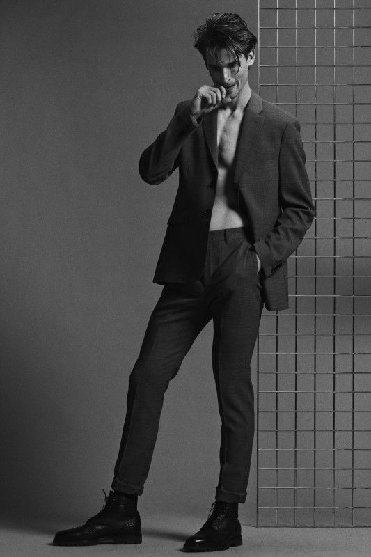 Photo of fashion model Lowell Tautchin - ID 734412 | Models | The FMD