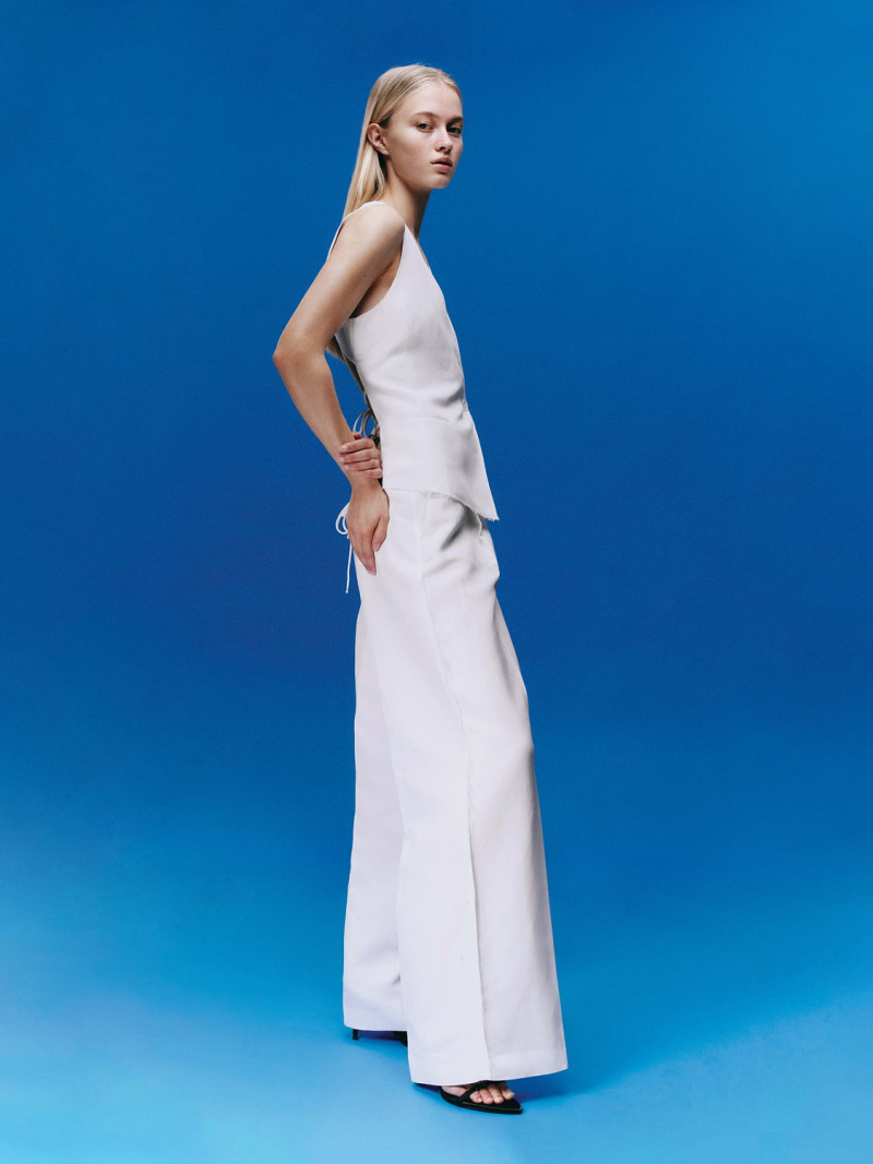 Photo of fashion model Ciara Hammett - ID 738843 | Models | The FMD