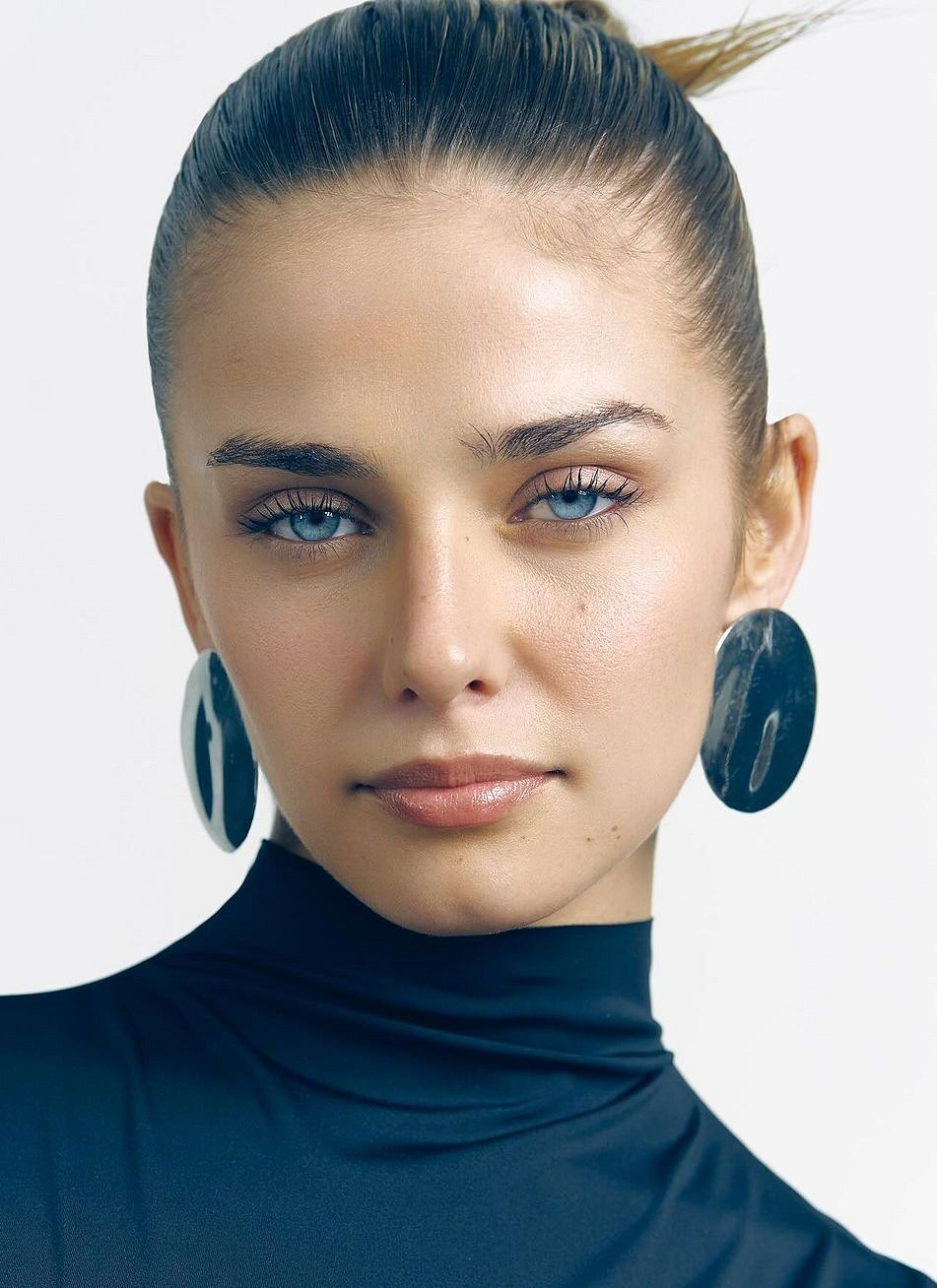 Photo of fashion model Marilou Belanger - ID 739527 | Models | The FMD