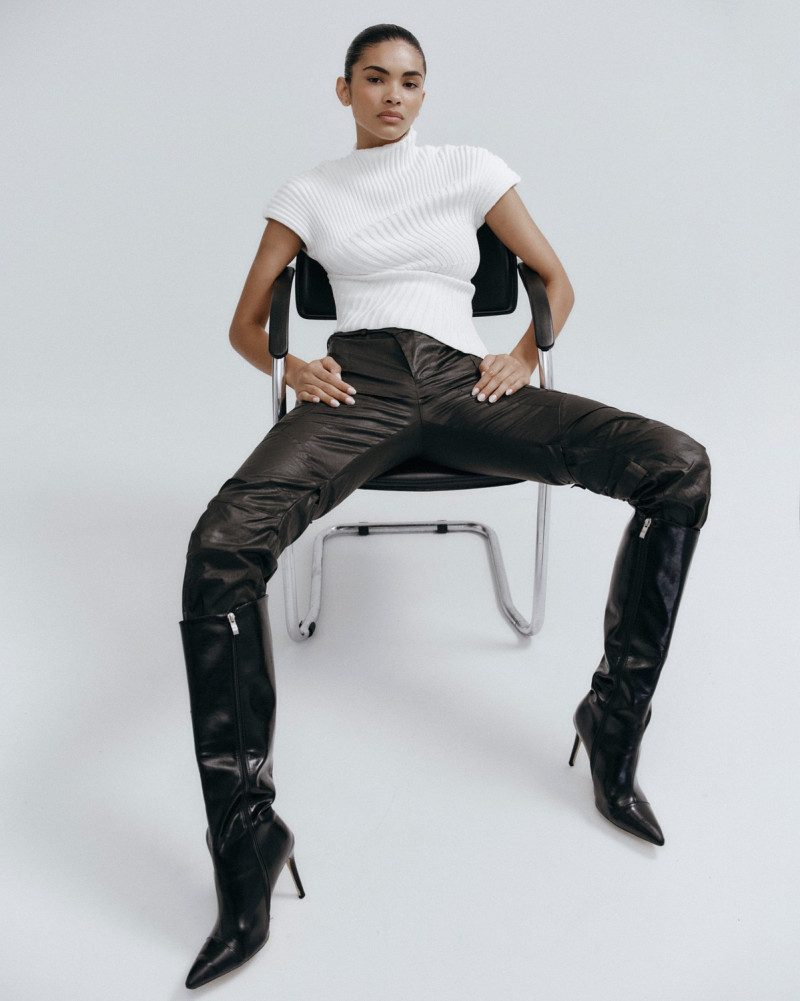 Photo of fashion model Mariana Gonn - ID 742068 | Models | The FMD