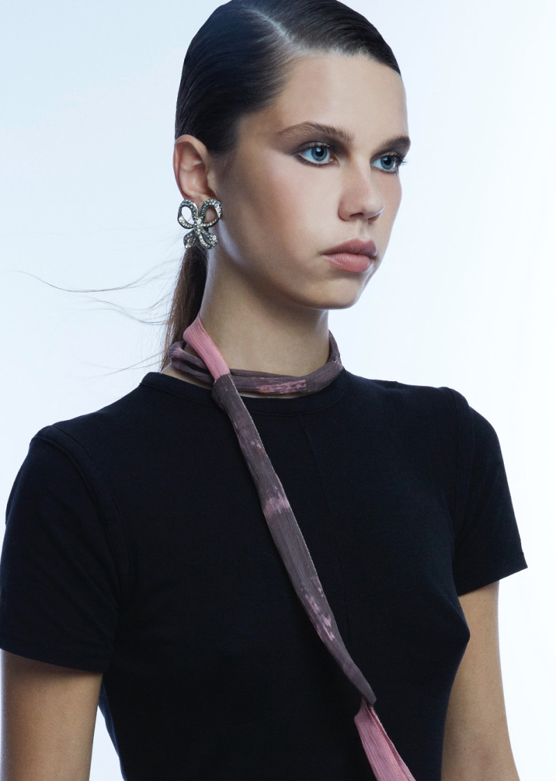 Photo of fashion model Alex Kezman - ID 742214 | Models | The FMD